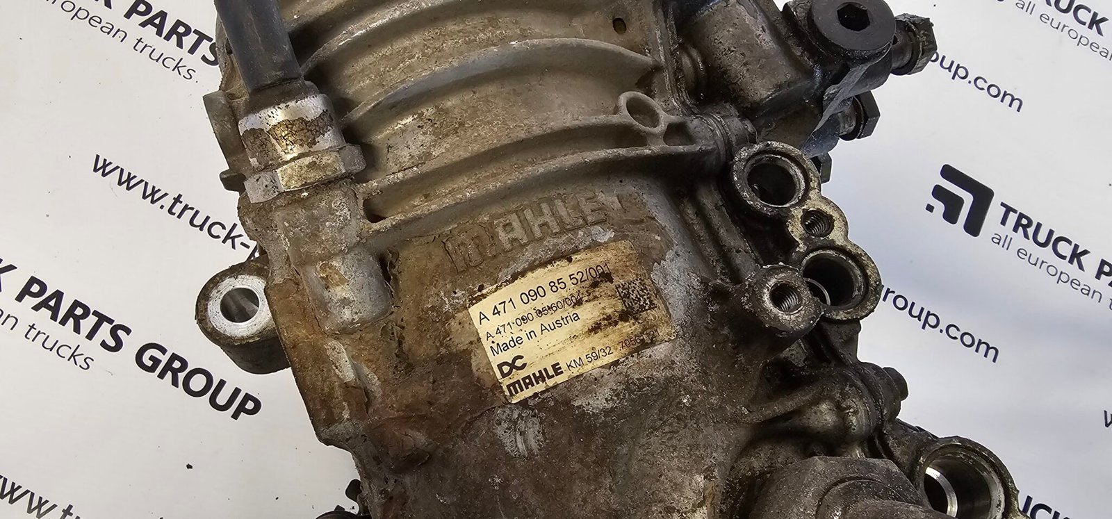 Mercedes Benz Actros MP4, EURO6 fuel filter, fuel filter housing, fuel ...