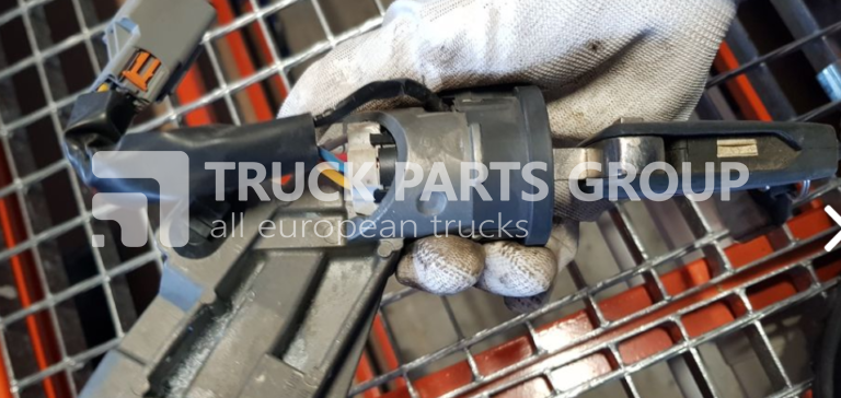 RENAULT T series RANGE, GAMA EURO6 window and mirror control unit ...