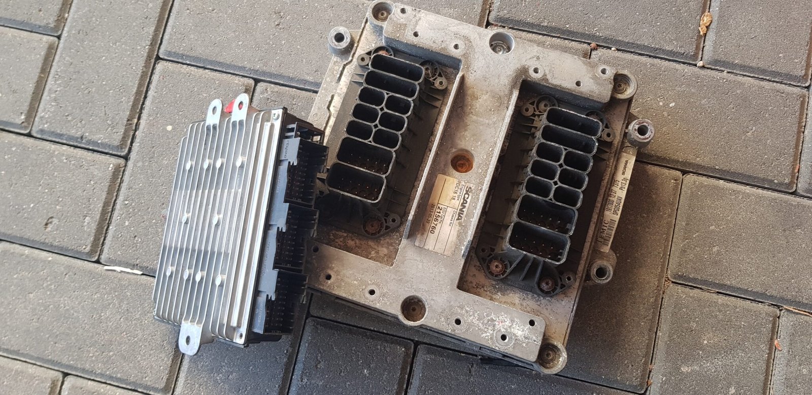 Scania ignition set DC1618 ECU EMS + COO coordinator 2156760, 2194503 ...