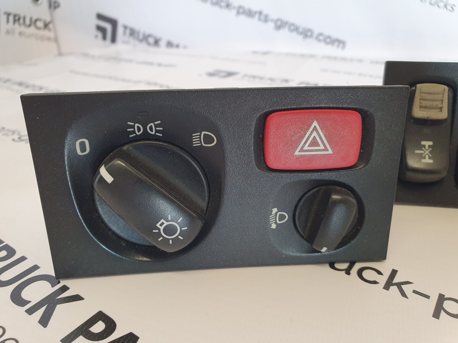 SCANIA EURO 3 P G R T series headlights switch, dashboard, control ...